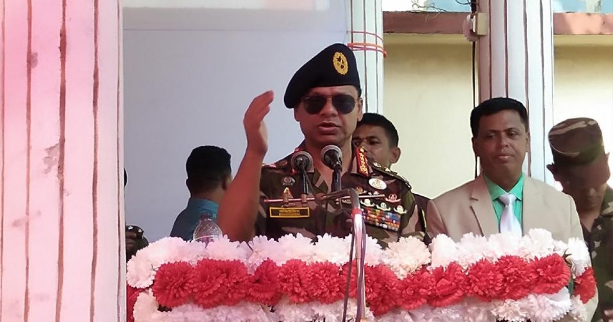 মধুমতি আর্মি ক্যাম্পের কার্যক্রম ঘুরে দেখলেন সেনাপ্রধান