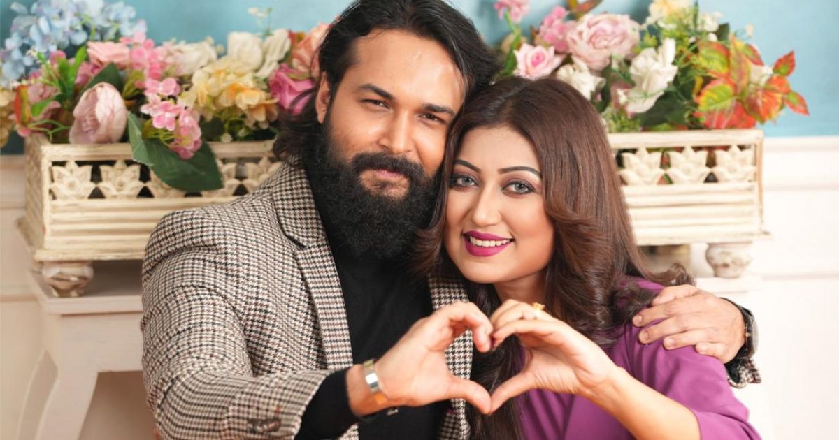 আদরের ‘অগ্নিশিখা’