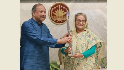 প্রধানমন্ত্রীকে মন্ত্রিপরিষদের ধন্যবাদ